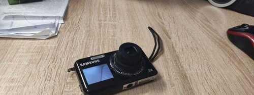 Фотоаппарат Samsung PL120 с двумя экранами