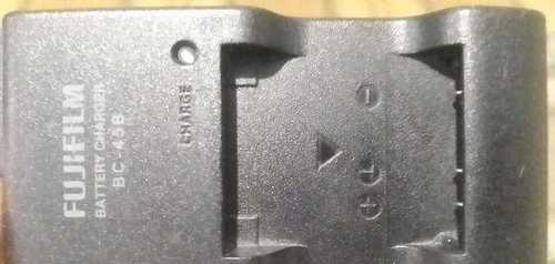Зарядка Fujifilm battery charger bc-45B