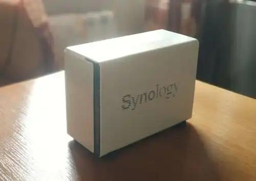 Сетевой накопитель (NAS) Synology DS212j