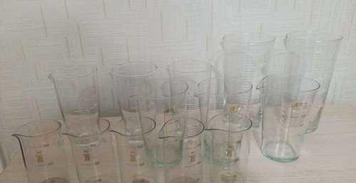 Стеклянные мерные стакана. 150; 200; 250;500мл