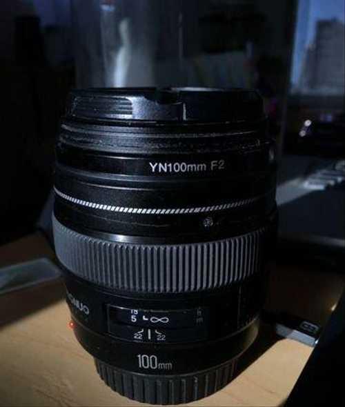 YongNuo 100mm f/2 Canon EF