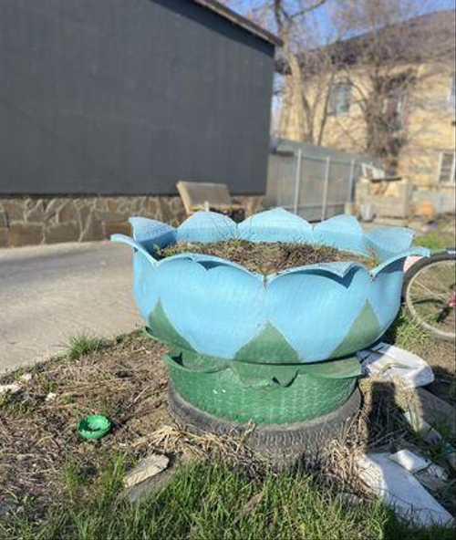 Уличные вазоны