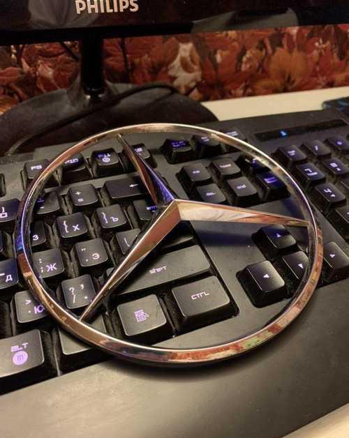 Значок Mercedes оригинал
