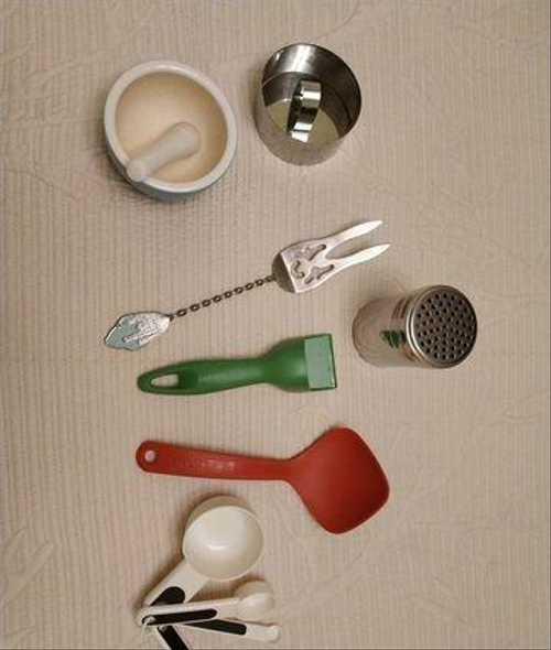 Набор предметов для кухни