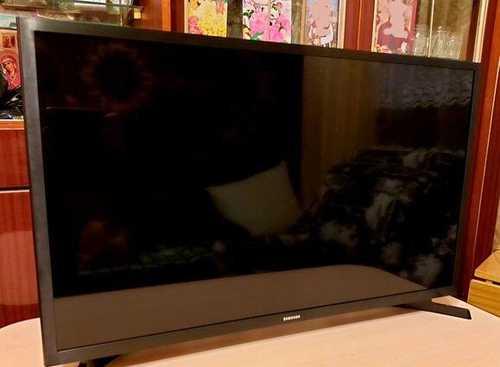 Телевизор Samsung Smart TV новый, 32"
