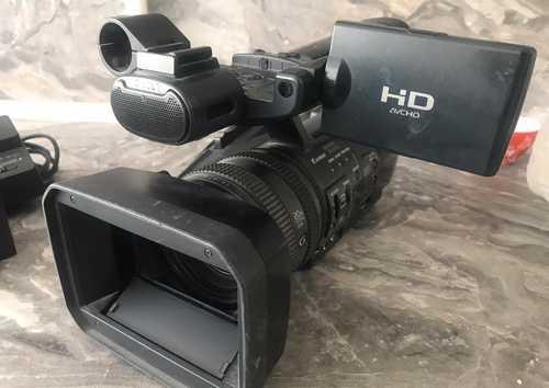 Видеокамера sony HDR-AX2000E