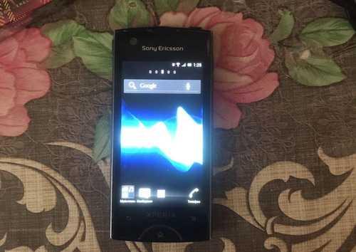 Телефон Sony Ericsson st18i