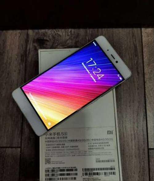 Телефон Xiaomi Mi 5s (3/64)