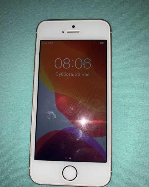 Телефон iPhone 5sе