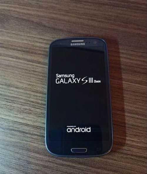 Смартфон Samsung Galaxy S III Duos