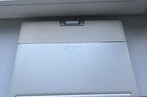 Ноутбук Asus F8V