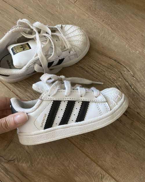 Кроссовки Adidas Superstar 24