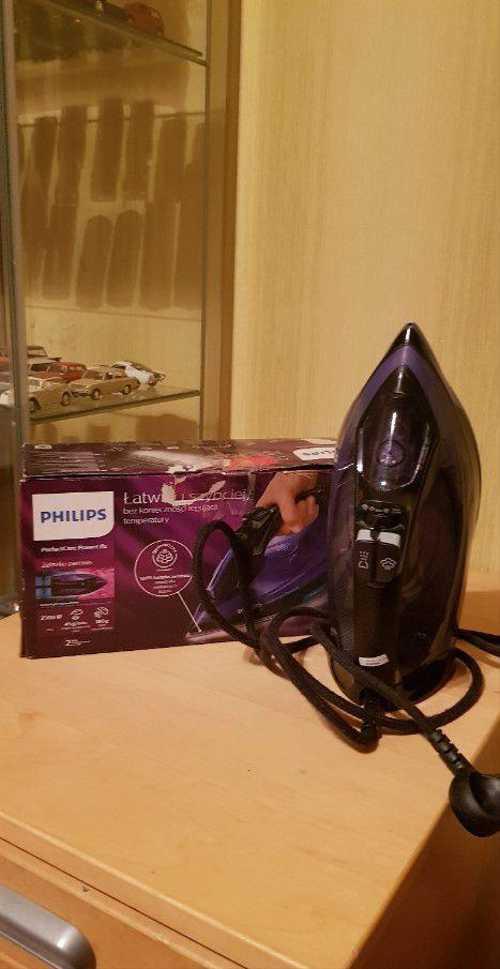 Утюг Philips GC3925/30