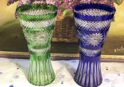 Две хрустальные немецкие вазы кобальт, зеленая гдр
