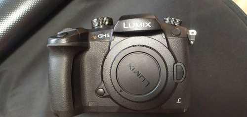 Panasonic Lumix GH5 Body