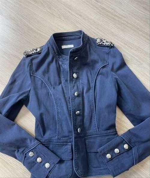 Джинсовая куртка Blumarime