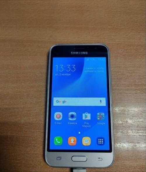 Телефон Samsung j1 2016г