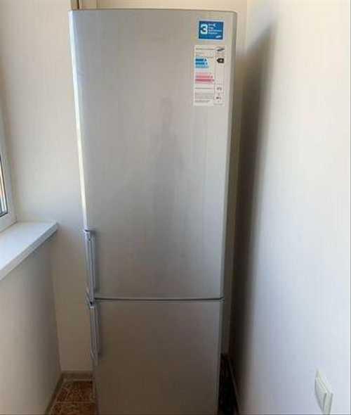 Бытовой Холодильник-морозильник новый