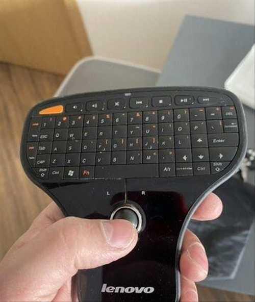 Беспроводная мини клавиатура + мышь