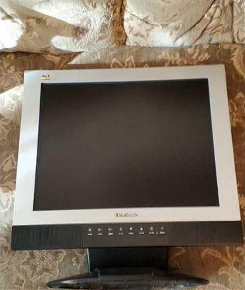 Монитор 17" Viewsonic VX700 со звуком