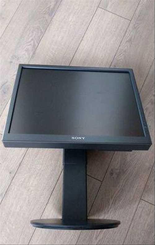Монитор Sony SDM-S205K