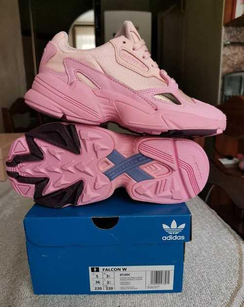 Кроссовки Adidas Falcon W