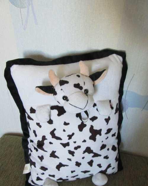Подушка(с коровой) черная с белым