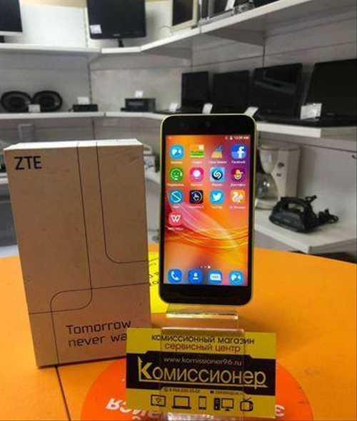 Смартфон ZTE Blade X5