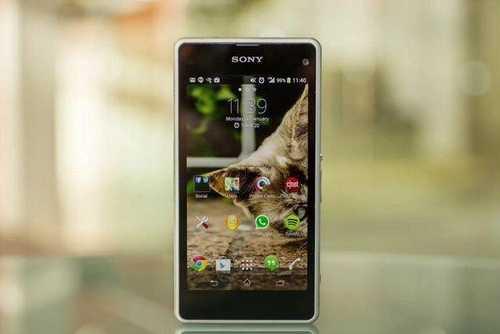 Смартфон Sony Xperia Z1 Compact (D5503) новый