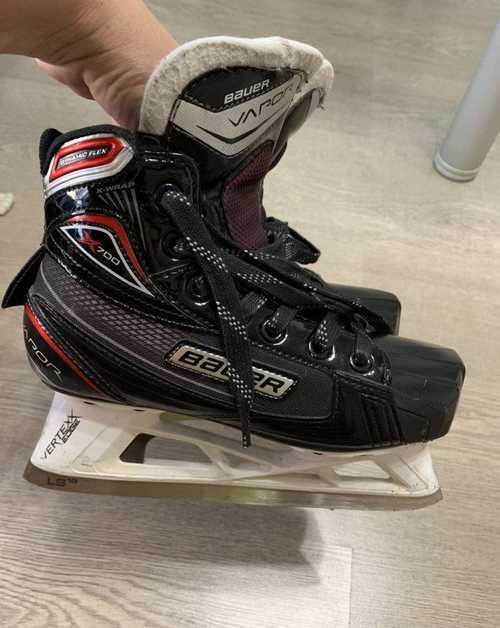 Коньки вратарские Bauer Vapor X700 1.5D