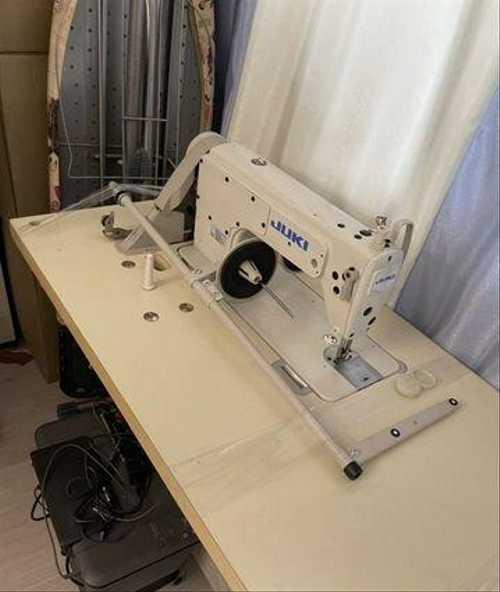 Швейная машина Прямострочка juki DDL-8100e со стол