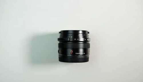 Объектив Panasonic lumix 15mm f1.7