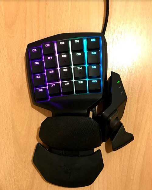 Игровая клавиатура кейпад Razer Orbweaver Chroma