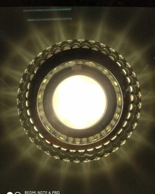 Светодиодные точечный светильник