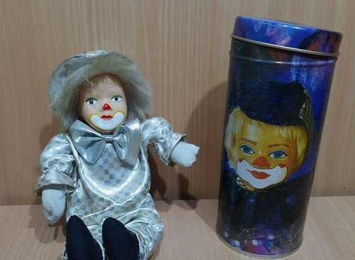 Кукла Клоун в цилиндре 25 см фарфор