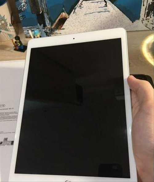 iPad 8 2020 wifi 32gb в новом состоянии