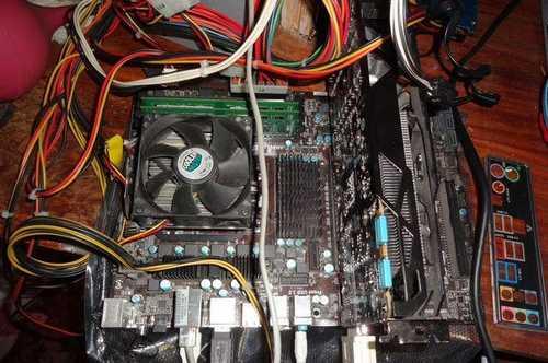 ASRock 970 Extreme3 AMD FX-4300 8Gb