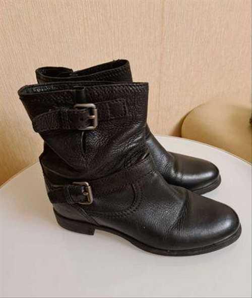Сапоги демисезонные Prada