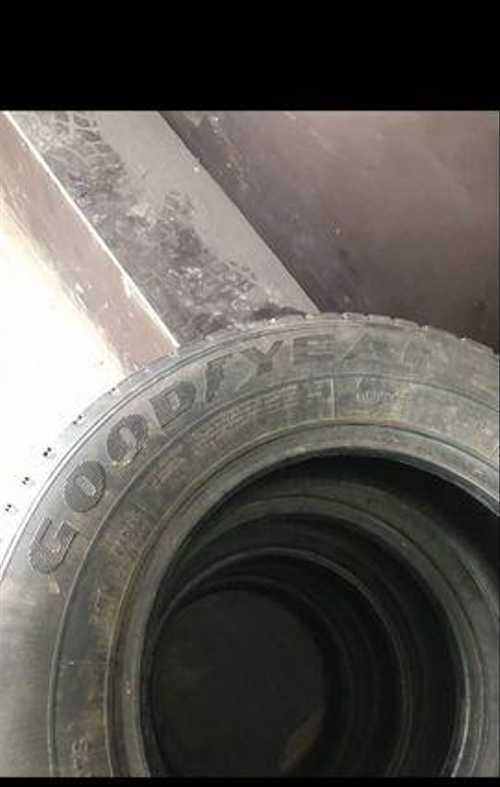 goodyear cargo g26 215 70 R15 C