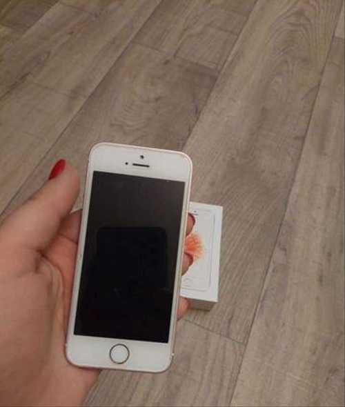 Телефон iPhone 5sе