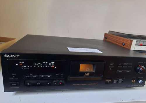 DAT дека sony DTC-790