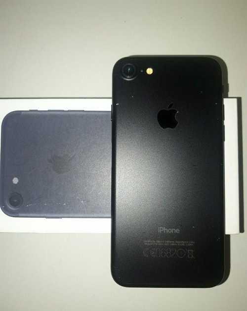Телефон iPhone