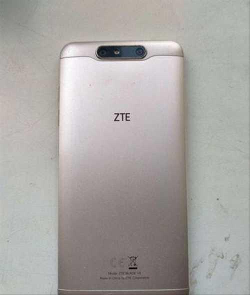 Телефон ZTE blade V8