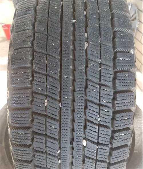 Maxxis presa ICE 205/60/16 зимняя резина