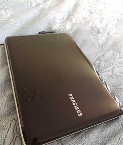 Ноутбук Samsung RV508 3Гб RAM, с диском SSD 128Гб