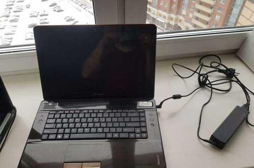 Ноутбук lenovo y560. Intel Core i3
