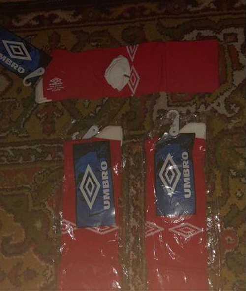 Футбольные гетры "Umbro"