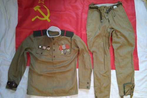 Гимнастерка и галифе ефрейтора 1943 года