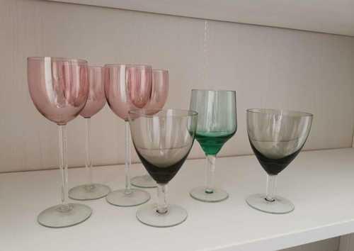 Бокалы винтажные из цветного стекла розовые, зелён
