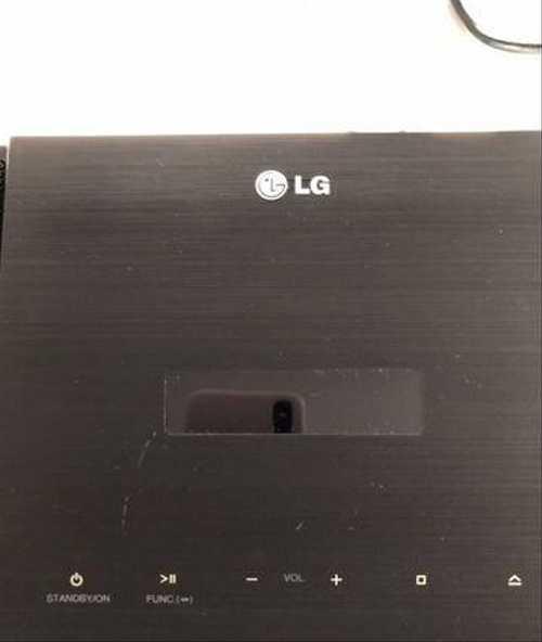 Саундбар LG DVD soundbar HLT45